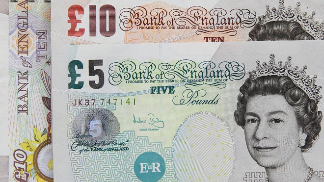 Veja as novas notas de libra esterlina com a imagem do Rei Charles III